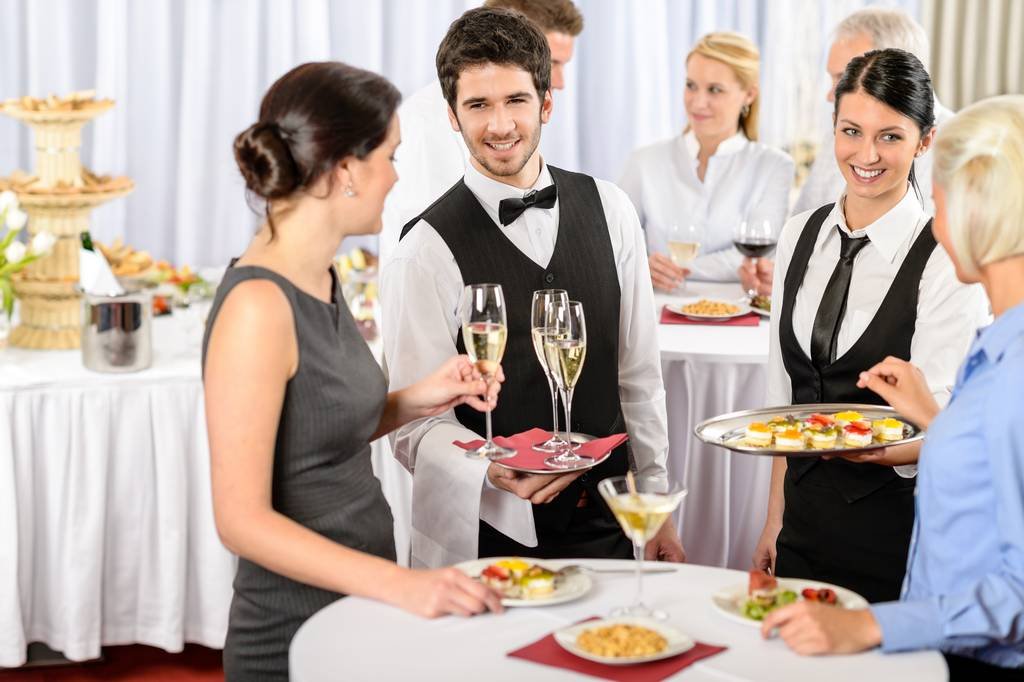 7 Ways To Impress With Corporate Dinner Parties - Fernando Esteves